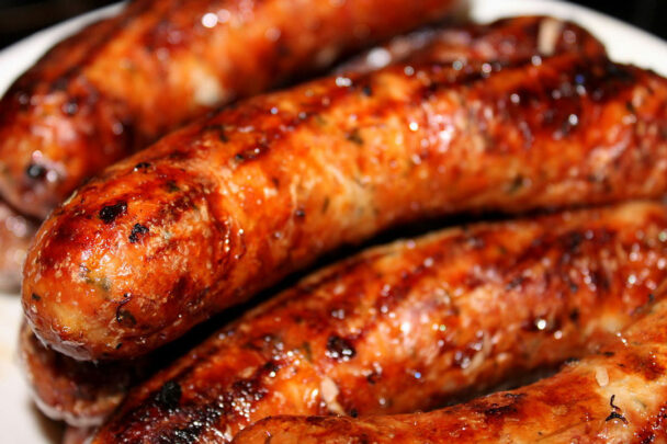 Wisconsin Bratwurst Recipe - Recipes A to Z