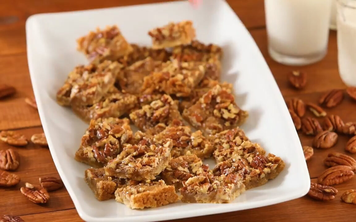 Maple Pecan Shortbread Squares Recipe - Recipes A to Z